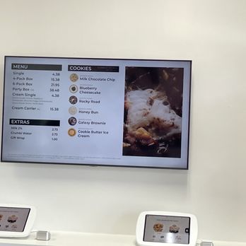 CRUMBL - NORTH NAPERVILLE - Updated February 2025 - 67 Photos & 75 ...