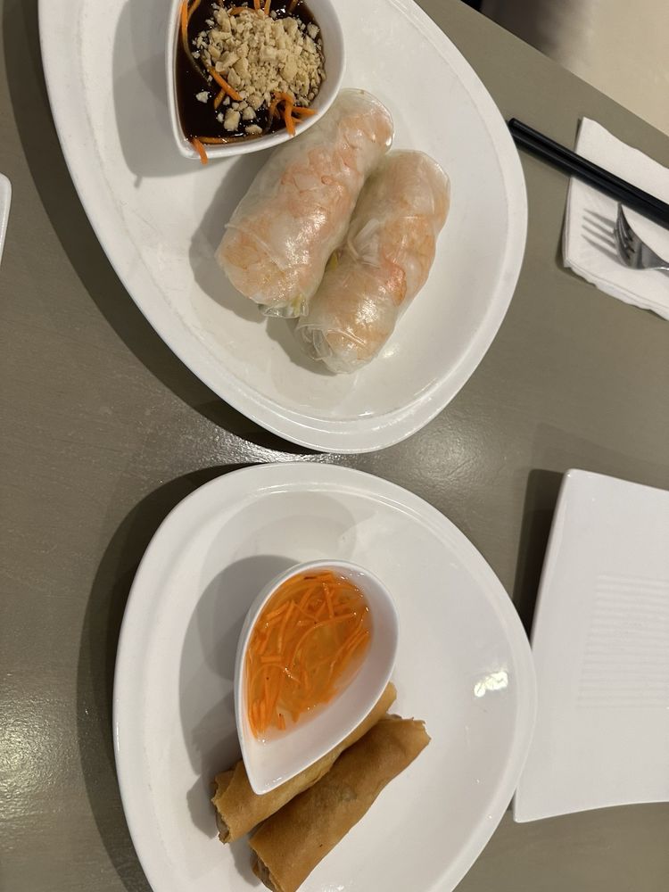 VO KITCHEN & BAR - Updated December 2025 - 16 Photos & 15 Reviews - 205 ...