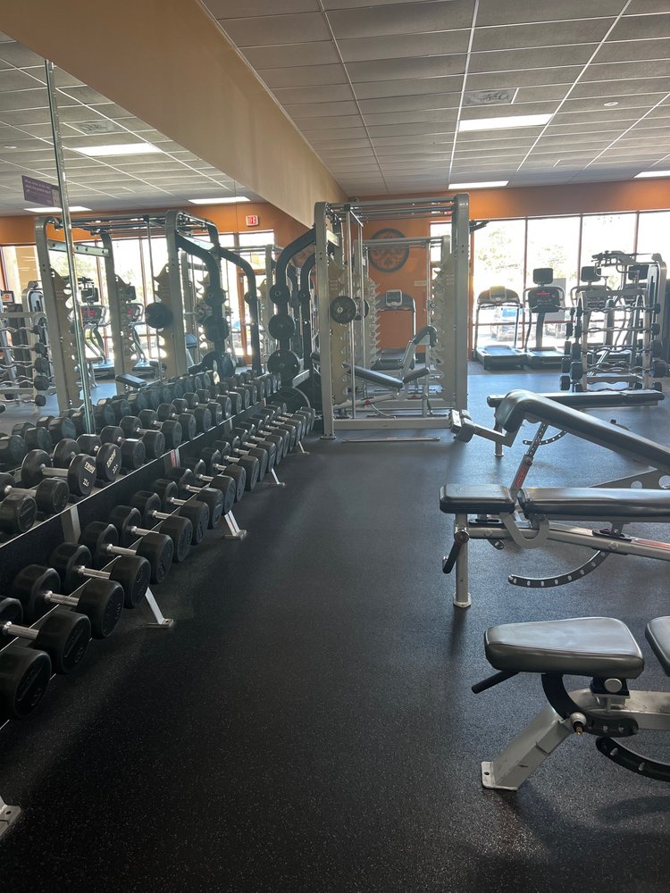 ANYTIME FITNESS - Updated February 2025 - 33 Photos & 21 Reviews - 1471 ...