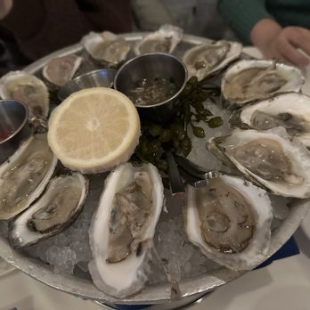 801 FISH - Updated October 2025 - 731 Photos & 260 Reviews - 172 ...