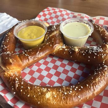 FLYING DUTCHMAN SPIRITS - Updated December 2025 - 95 Photos & 71 ...