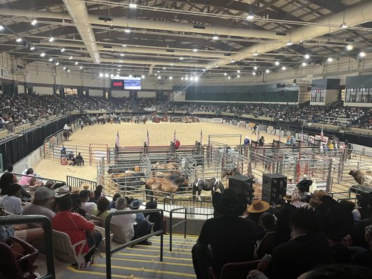 SHOW PLACE ARENA - Updated September 2025 - 14 Photos - 14900 ...