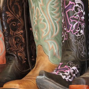 FOURTH STREET GIFT SHOP & GALLERY - 124 N 4th St, West Branch, MI - Yelp