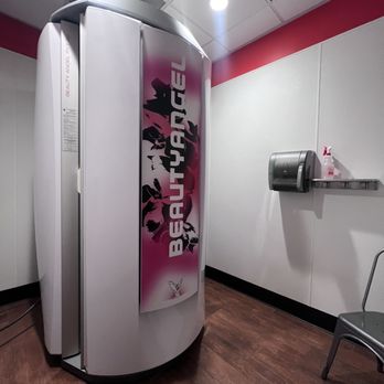 PLANET FITNESS - Updated October 2025 - 53 Photos & 130 Reviews - 4135 ...