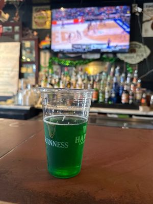 FLYING PIG IRISH PUB - Updated August 2025 - 14 Reviews - 3265 ...