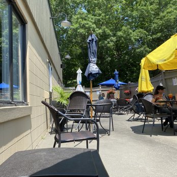 RAILSIDE TAVERN - Updated December 2025 - 136 Photos & 125 Reviews ...