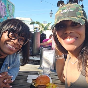 DARLING AVIARY - Updated June 2025 - 894 Photos & 733 Reviews - 712 K ...