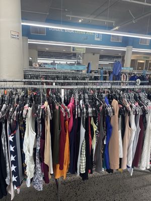 GOODWILL HAWAII - Updated December 2025 - 176 Photos & 157 Reviews ...