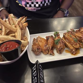 AYE TEA ELLE ELEVATED TAPAS - Updated November 2025 - 363 Photos & 132 ...