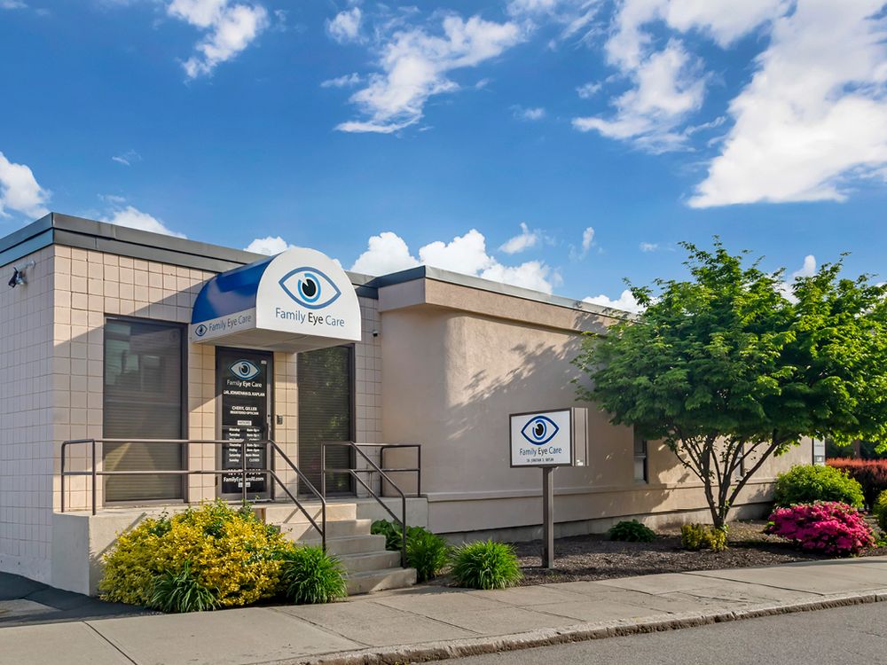 FAMILY EYE CARE SERVICES - Updated August 2025 - 13 Reviews - 2 Dexter St, Pawtucket, Rhode ...