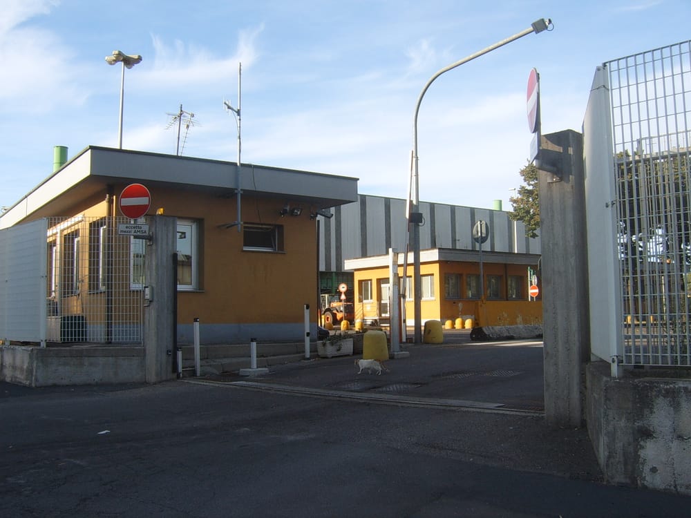 AMSA - Updated June 2024 - Via Olgettina, Doubs, Milano, Italy - Public ...