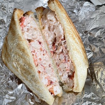 ALIVE & KICKING LOBSTERS - Updated May 2024 - 848 Photos & 986 Reviews ...