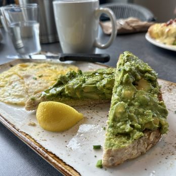 FIRST WATCH - Updated June 2024 - 134 Photos & 119 Reviews - 1355 E ...