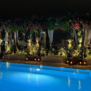 AZURE AT EDITION - 231 Photos & 42 Reviews - Food near 500 Channelside ...