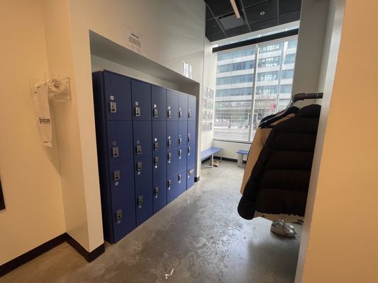 SOLIDCORE - Updated December 2025 - 32 Photos & 25 Reviews - 604 W 57th ...