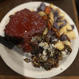 BADLANDS BAR & GRILL - Updated December 2025 - 78 Photos & 134 Reviews ...