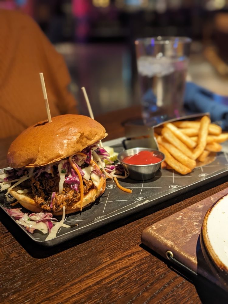 PUTTSHACK - EDINA - Updated December 2025 - 237 Photos & 69 Reviews ...