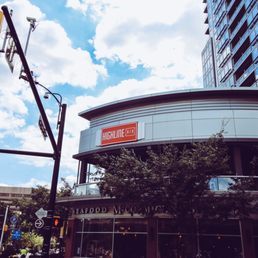 HIGHLINE RXR - Updated October 2025 - 221 Photos & 407 Reviews - 2010 ...