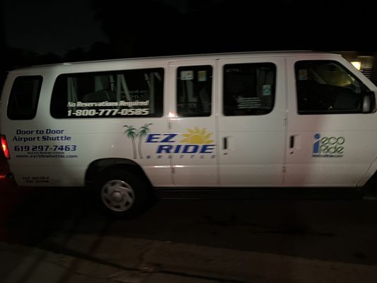 EZ RIDE SHUTTLE - Updated October 2025 - 13 Photos & 184 Reviews - 3940 ...