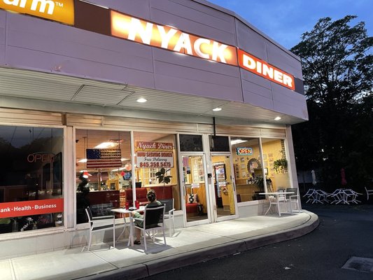 NYACK DINER - Updated August 2025 - 92 Photos & 148 Reviews - 41 Rte 59 ...