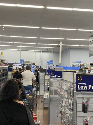 WALMART - Updated January 2025 - 128 Photos & 123 Reviews - 2225 Plaza ...