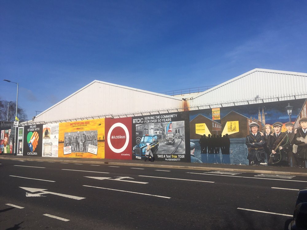 INTERNATIONAL WALL - MURALS - Divis Street, Belfast, United Kingdom ...