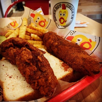 DAVE’S HOT CHICKEN - 115 Photos & 97 Reviews - 222 S. Citrus Street ...