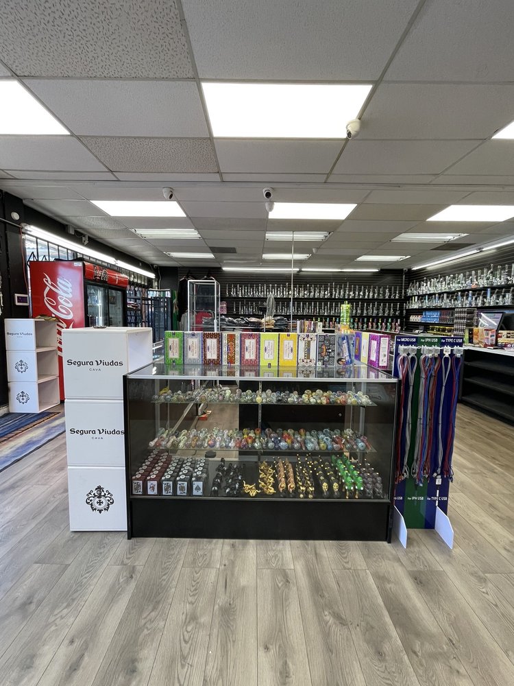 ALTITUDE SMOKE SHOP - Updated December 2025 - 3448 Martin Luther King ...