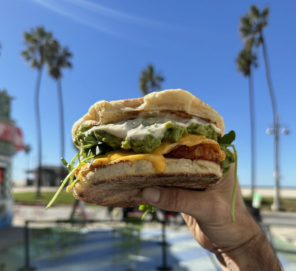 BREAKAWAY CAFE - VENICE - Updated October 2025 - 23 Photos & 19 Reviews ...