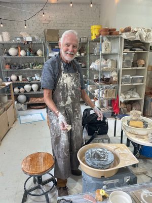 MUDD STUDIO - Updated August 2024 - 14 Photos - 1192 Smith St, Urban Honolulu, Hawaii - Art ...