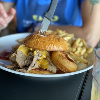 LOUIE’S KITCHEN AND BAR - Updated April 2024 - 46 Photos & 50 Reviews ...