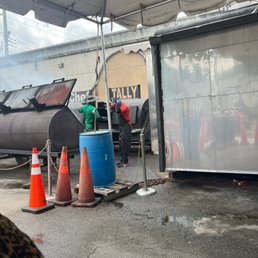 CHEF TALLY WORLD FAMOUS JERK - Updated June 2025 - 161 Photos & 160 ...