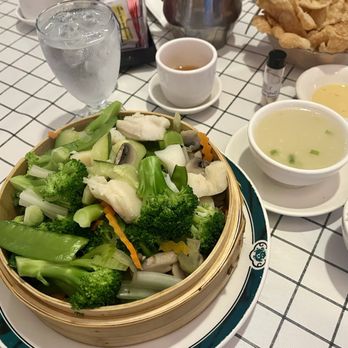 TASTE QUEEN CHINESE RESTAURANT - Updated December 2025 - 114 Photos ...