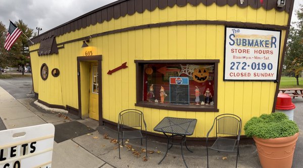 SUBMAKER - Updated January 2026 - 27 Photos & 32 Reviews - 603 Broadway ...