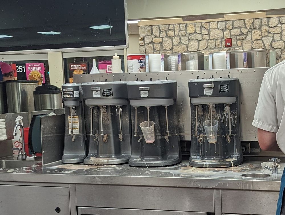 BRAUM’S - Updated October 2025 - 2510 S. Main St., Joplin, Missouri ...