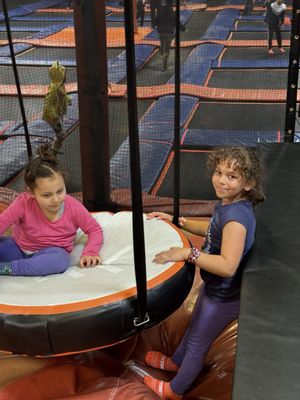 SKY ZONE TRAMPOLINE PARK - Updated September 2024 - 32 Photos & 90 ...