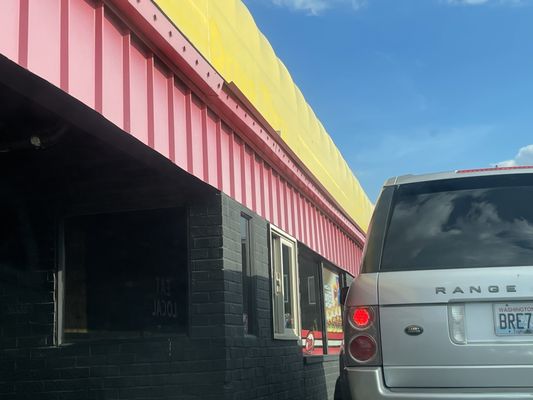 ZIPS DRIVE-IN - Updated November 2025 - 25 Photos & 45 Reviews - 2125 E ...