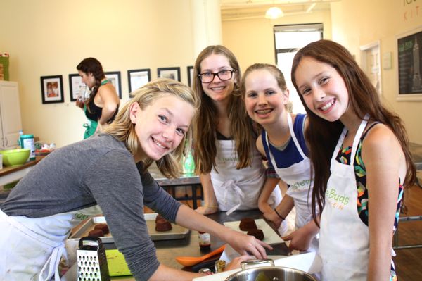 TASTE BUDS KITCHEN - Updated December 2025 - 21 Photos & 17 Reviews ...