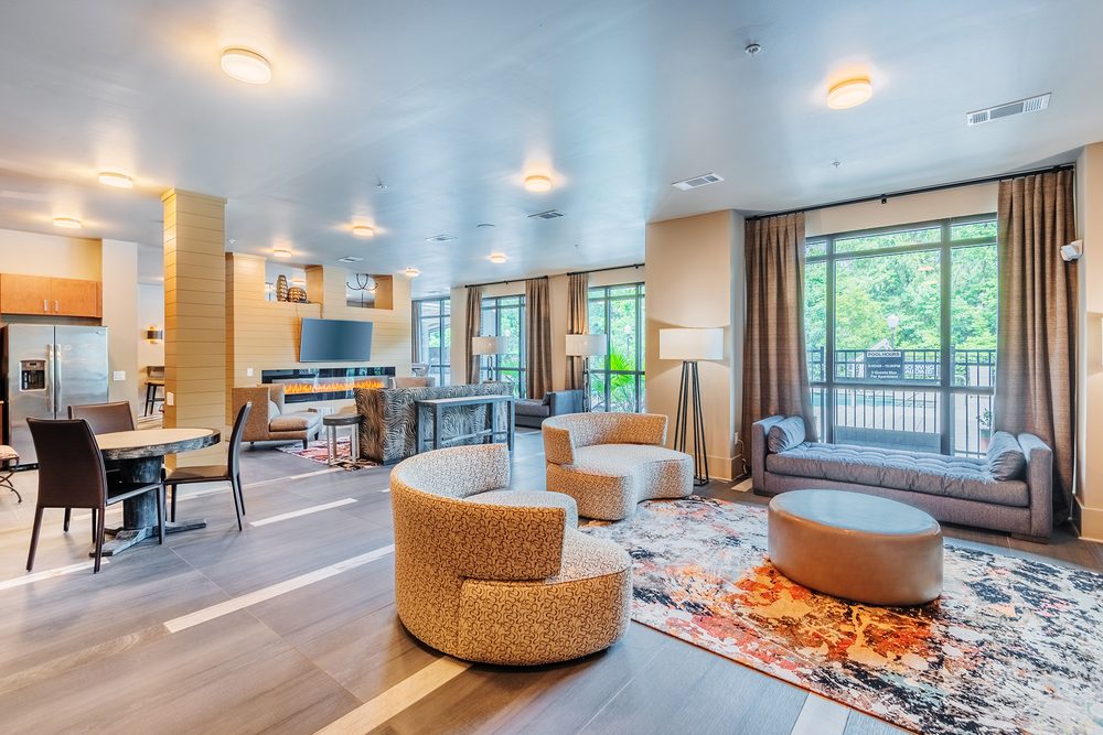 CENTRE POINTE APARTMENTS - Updated December 2025 - 39 Photos - 4986 ...