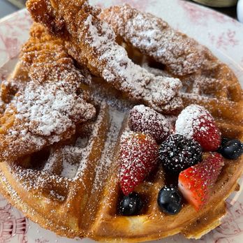 LITTLE HEN - HOUSTON - Updated July 2024 - 1056 Photos & 363 Reviews ...