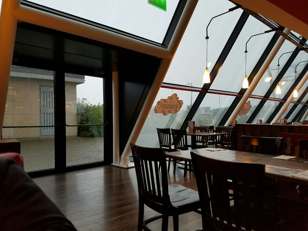 TGI FRIDAY’S - Updated September 2024 - 14 Photos - Airside Retail Park ...