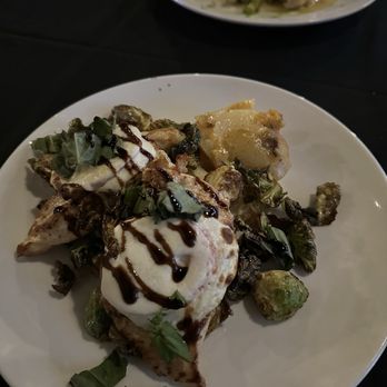 LABAS SEAFOOD STEAK & WINE BAR - Updated October 2025 - 175 Photos & 73 ...