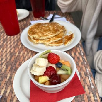 SOUTHERN CONEY AND BREAKFAST - Updated July 2024 - 242 Photos & 486 ...