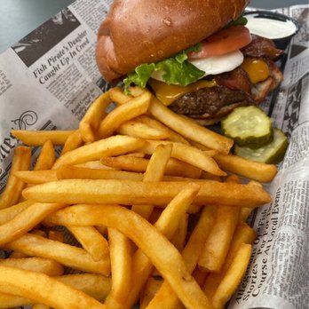 BURGER MOE’S - Updated November 2024 - 216 Photos & 345 Reviews - 242 W ...