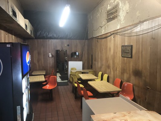 BIG APPLE INN - 91 Photos & 55 Reviews - Soul Food - 509 N Farish St ...