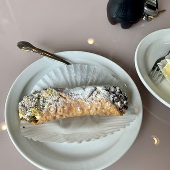 CHEZ PIERRE FRENCH BAKERY & CAFE - Updated December 2024 - 309 Photos ...