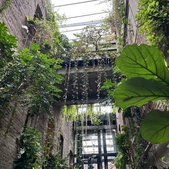 PASSAGEWAY GALLERY - Updated July 2024 - 28 Photos - 417 S 11th St ...