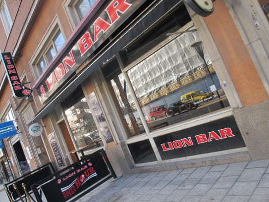 LION BAR - Updated January 2026 - 12 Photos & 23 Reviews - Sveavägen 39 ...