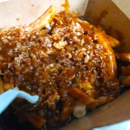 MEAN POUTINE - Updated July 2025 - 304 Photos & 304 Reviews - 718 ...