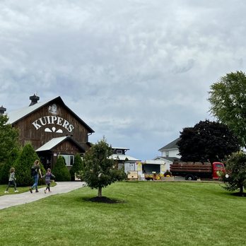 KUIPERS FAMILY FARM - TEMP. CLOSED - Updated July 2024 - 271 Photos ...